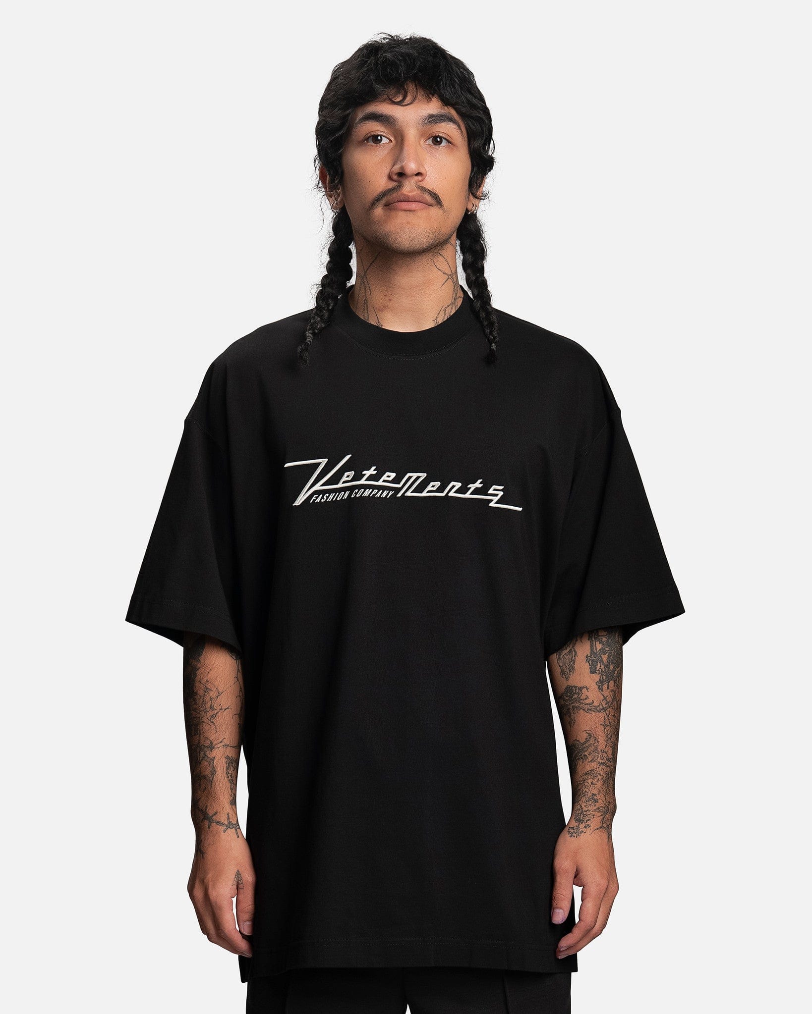 Motocross Embroidered Logo T-Shirt in Black – SVRN