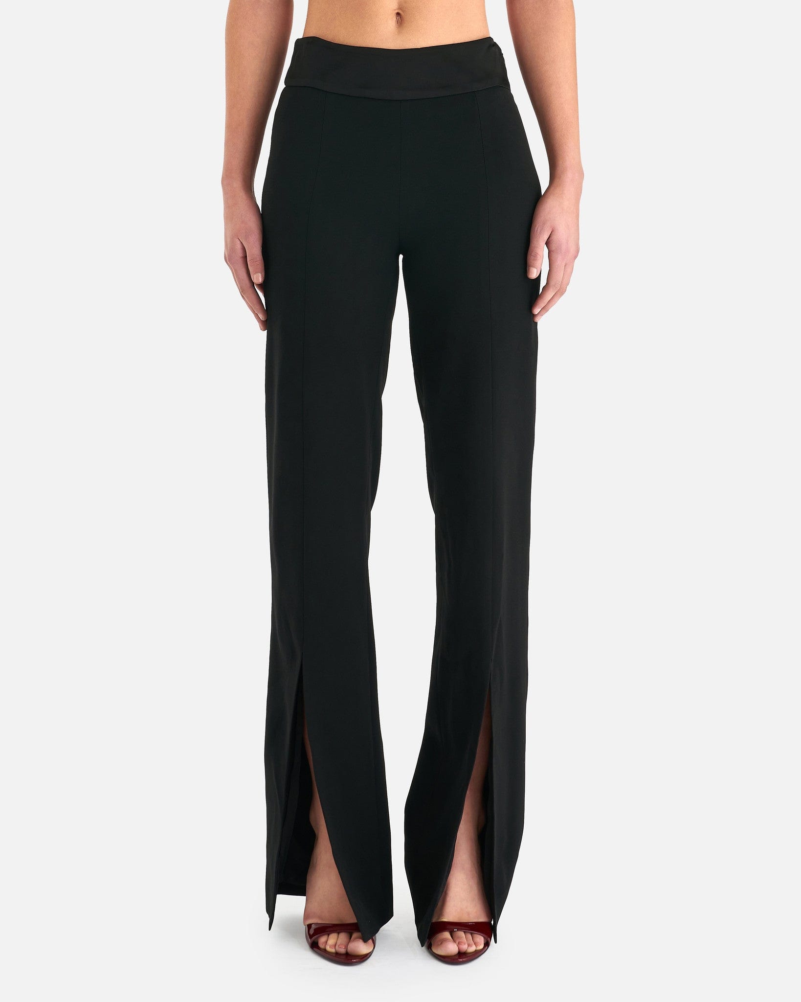 Ariah Front Slit Pant in Black – SVRN