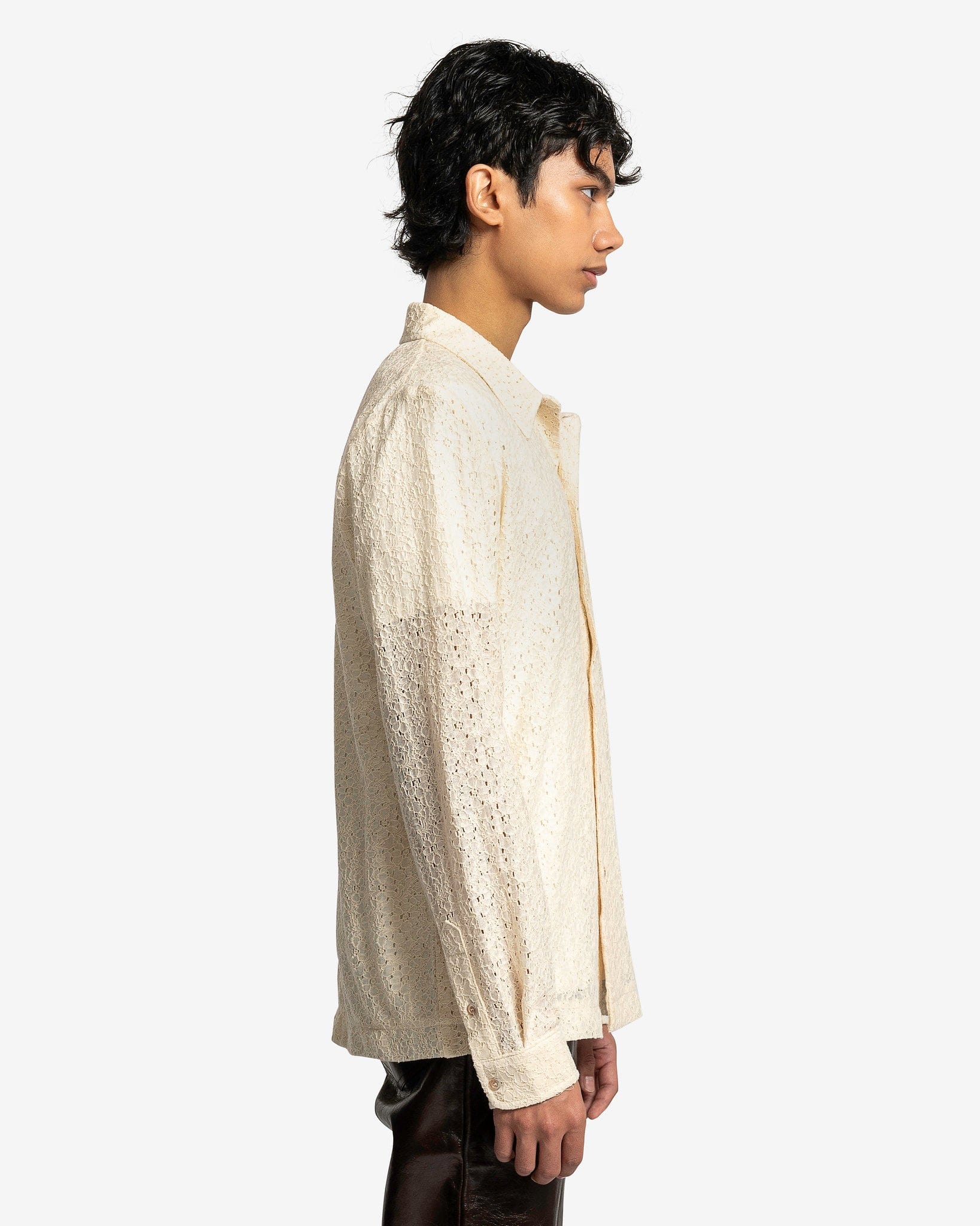 Jagou Shirt in Four Petal White – SVRN