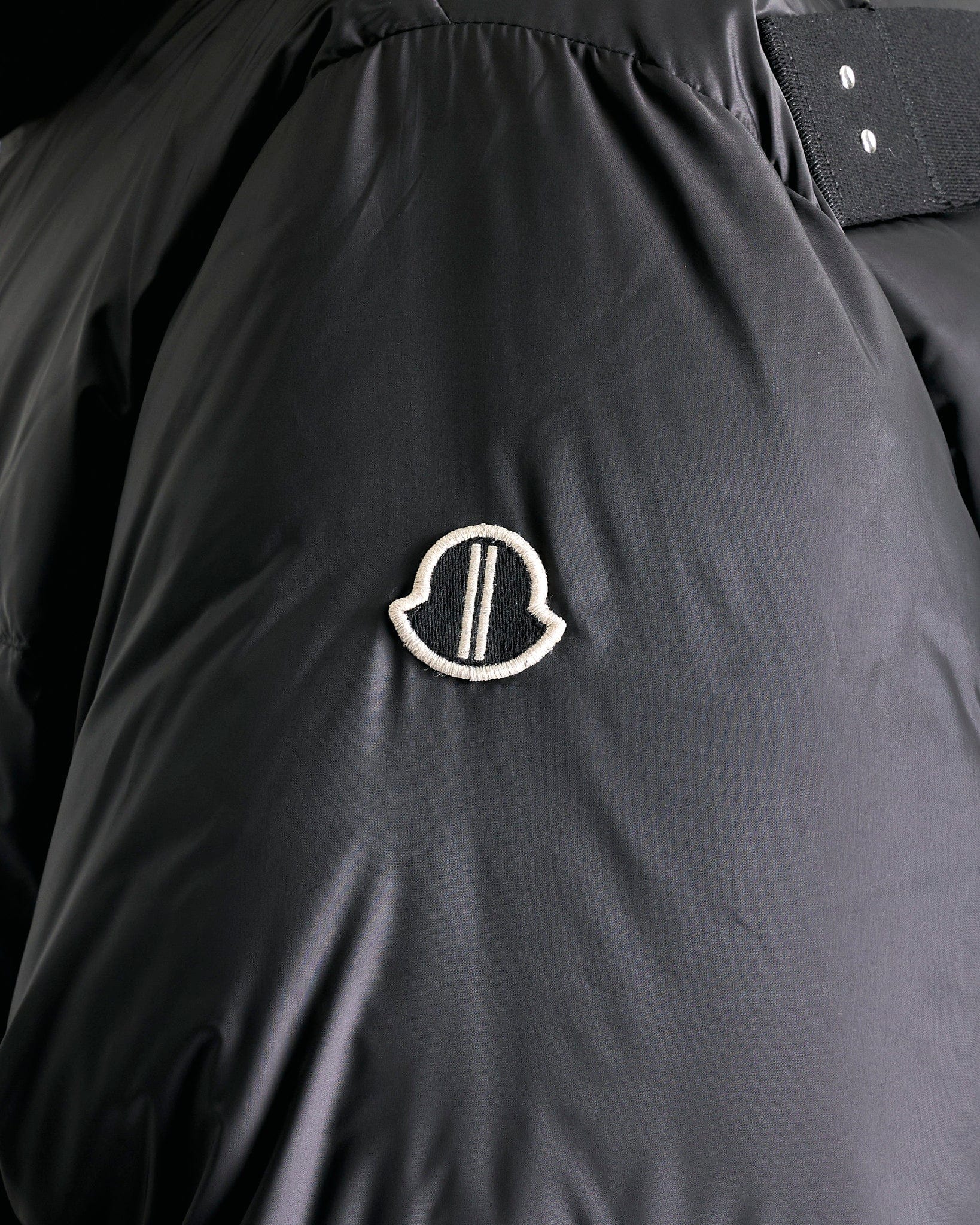 Moncler Hooded Cyclopic Coat in Black – SVRN