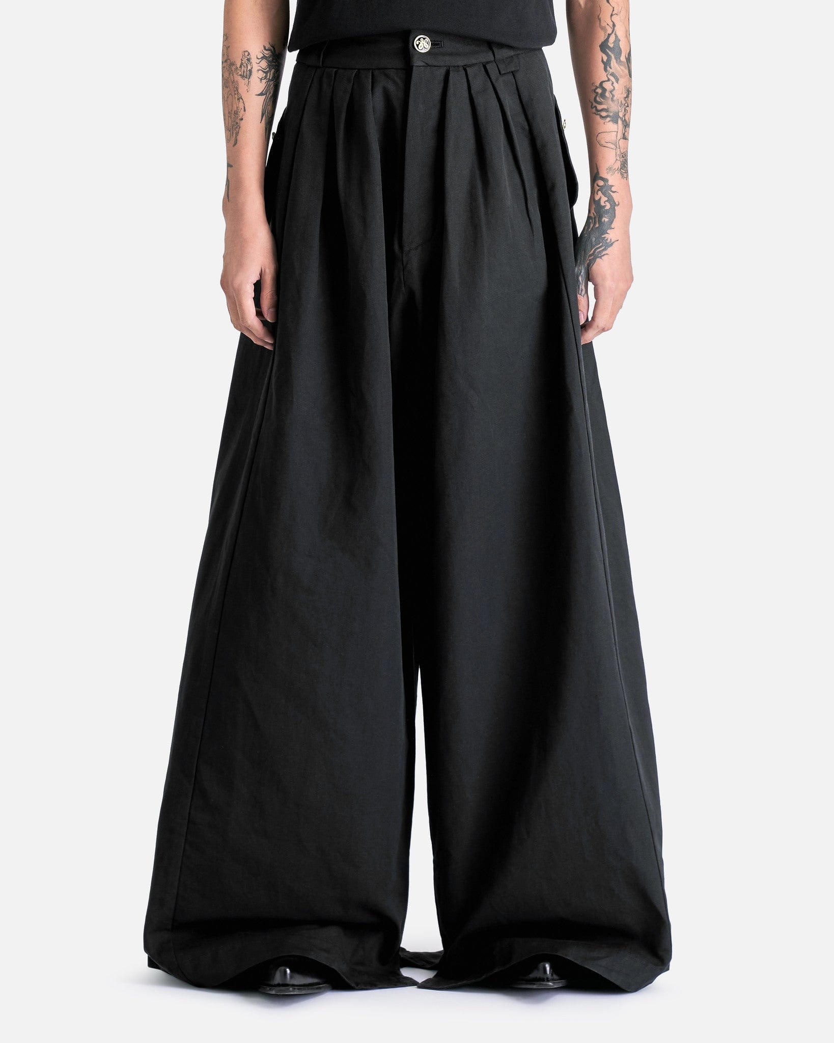 Mudflaps Trousers in Black – SVRN