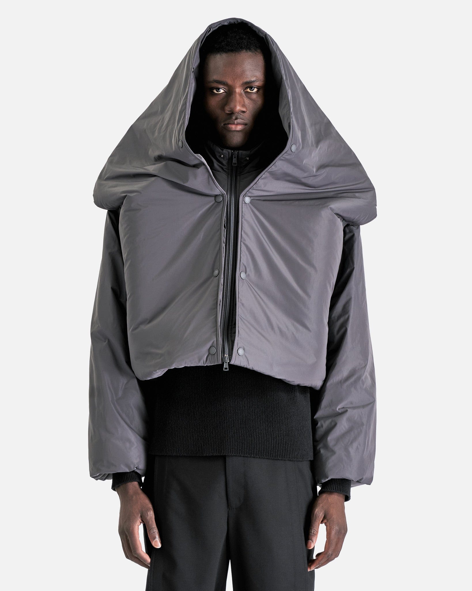 Snap Off Panel Hood Cropped Puffer in Stone Grey – SVRN